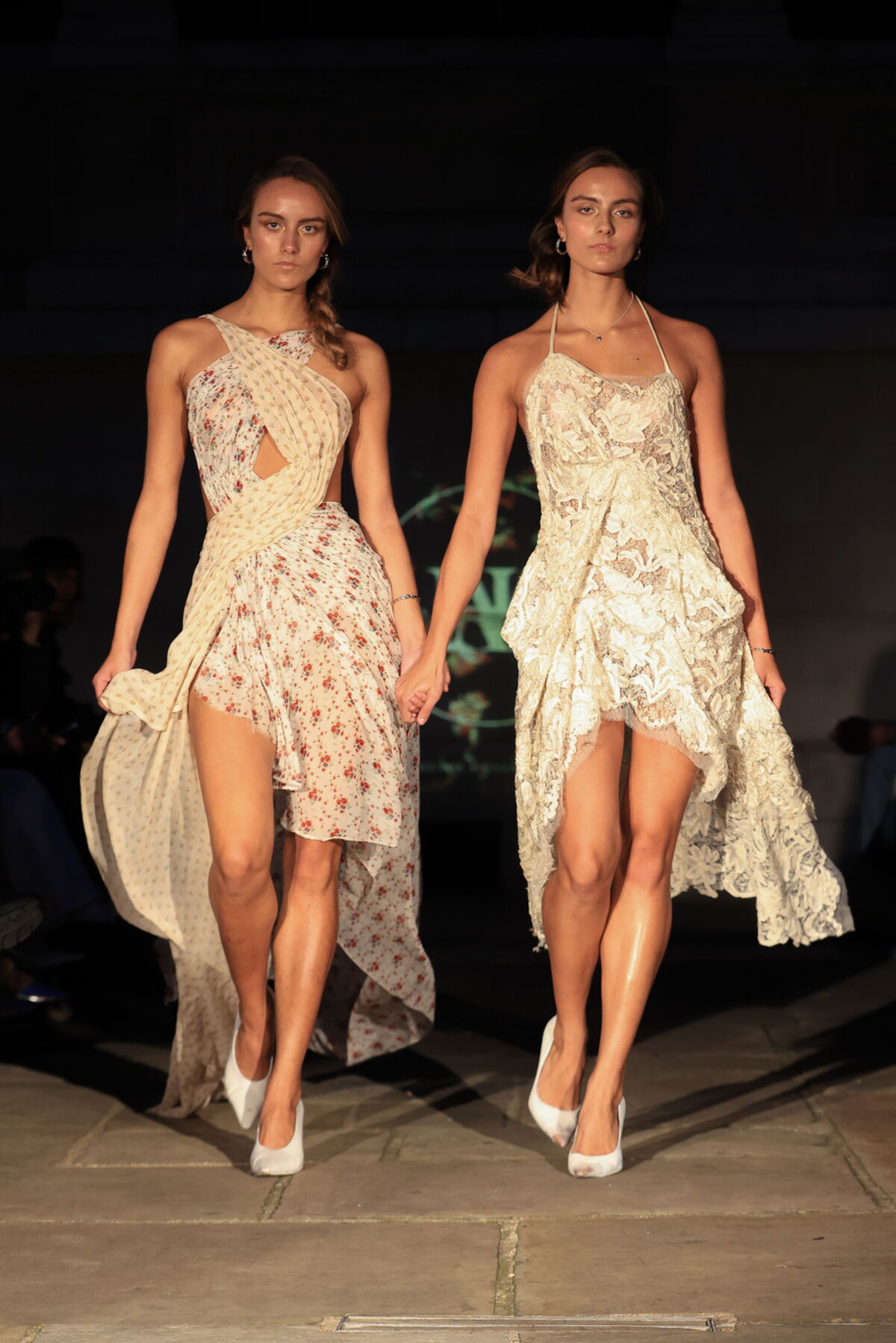 LONDON - HECTOR MACLEAN : défilé printemps-été 2025 - Harper's Bazaar