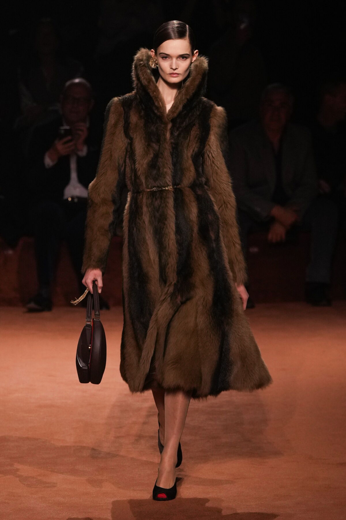 MILANO - FENDI : défilé automne-hiver 25-26 - Harper's Bazaar